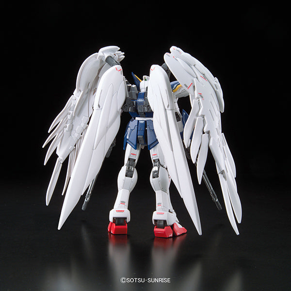 Mobile Suit Gundam Wing: Endless Waltz Wing Gundam Zero Real Grade 1: ...